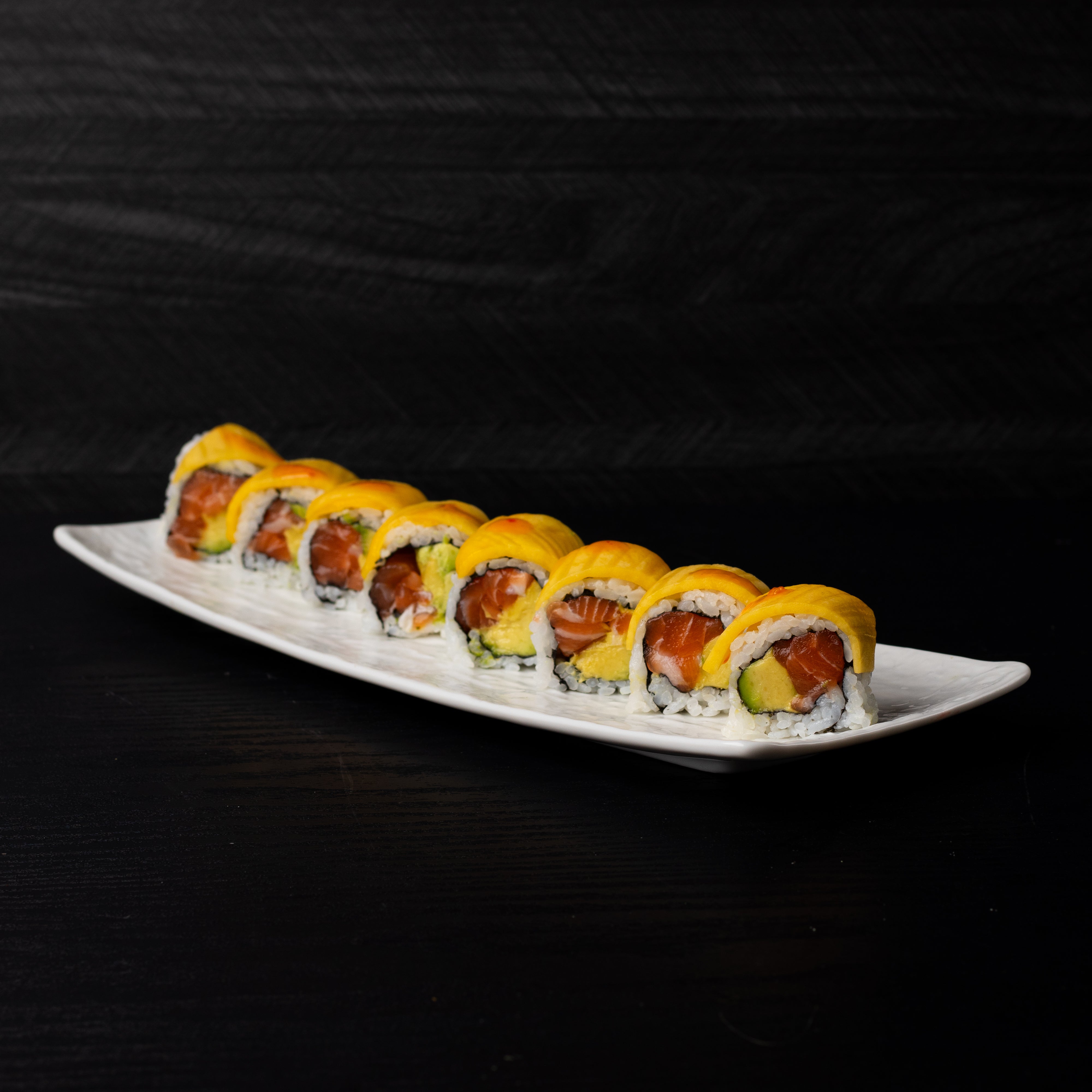 Salmon Mango Roll | SAKANA