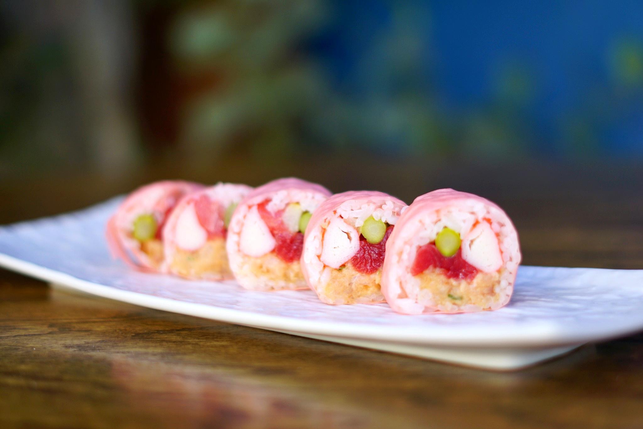 Pink Lady Roll (5Pcs) | SAKANA
